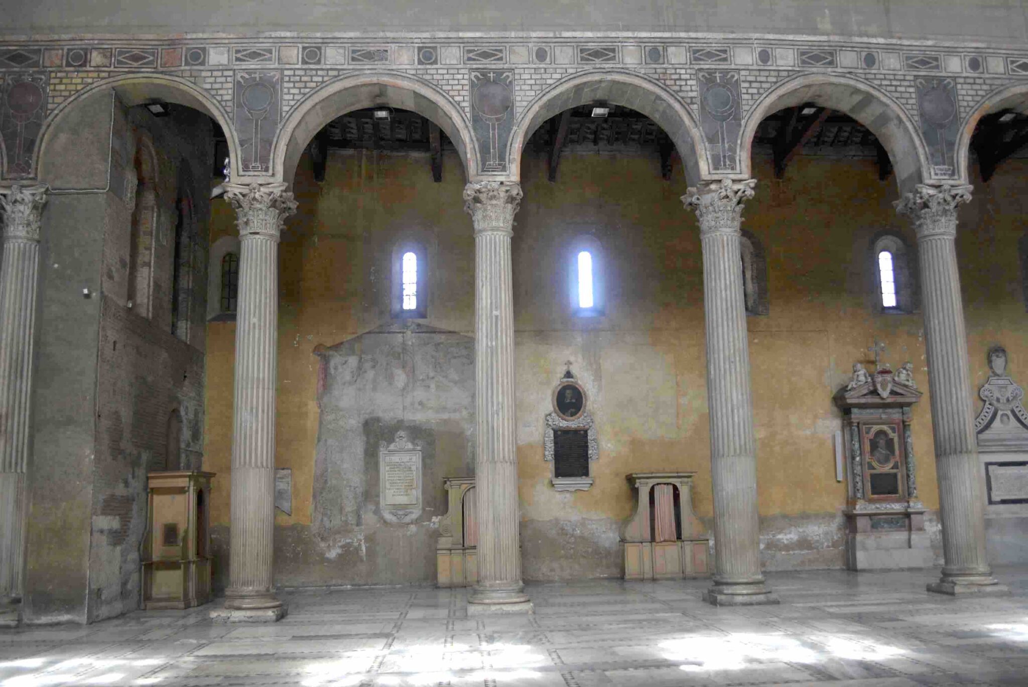 De Basilica di Santa Sabina in Rome: groots in haar eenvoud - Cosiddetto
