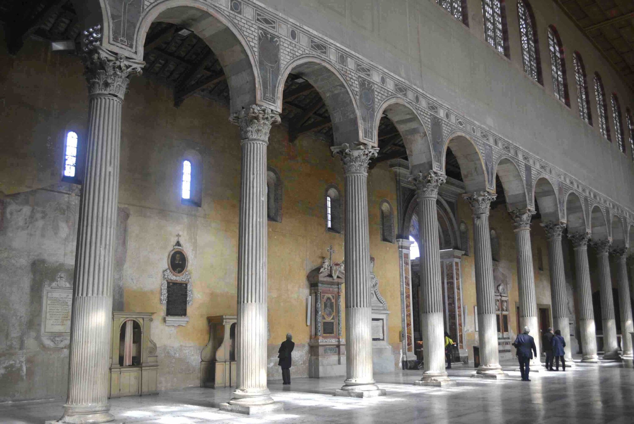 De Basilica di Santa Sabina in Rome: groots in haar eenvoud - Cosiddetto