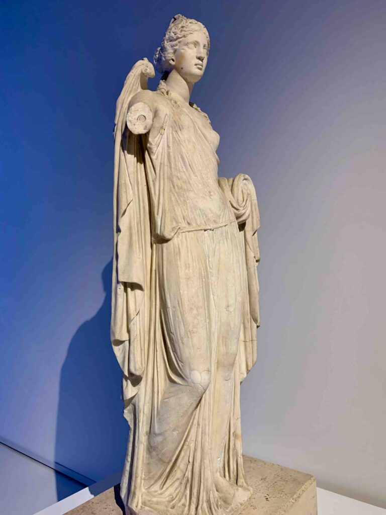 Tentoonstelling ‘De oudheid in kleur’ in het Gallo-Romeins museum in ...